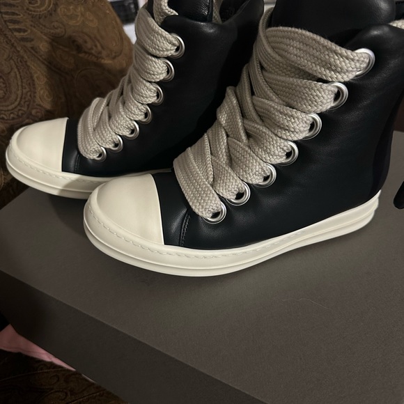 Cool Rick Owens With Thick Laces Pictures